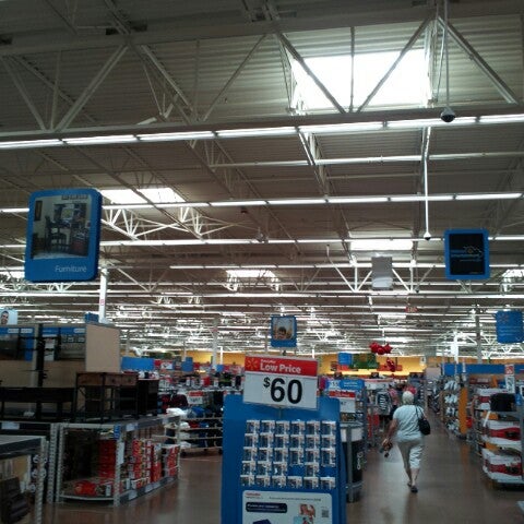 Walmart Supercenter - 20 tips from 1228 visitors