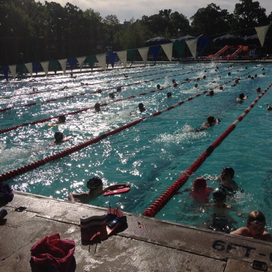 Edina Aquatic Center - Swimming Pool in Edina