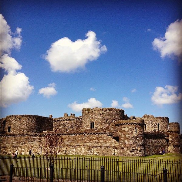 Beaumaris Castle - Castle in Beaumaris