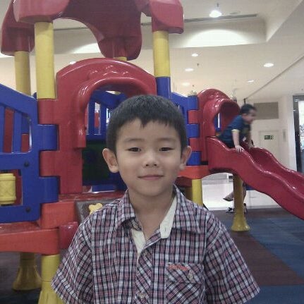 Playground at sunway piramid - 1 tip from 23 visitors