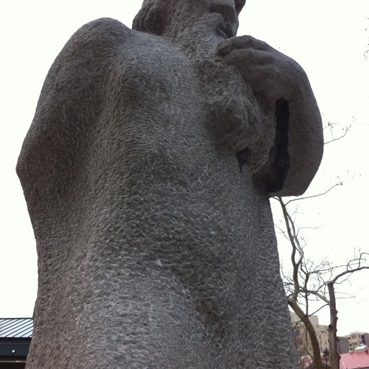 The Prophet (statue by Jacob Lipkin) - Logan Square - 41 visitors