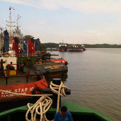 Port Of Kideco - Tanah Merah Coal Terminal - 1 tip