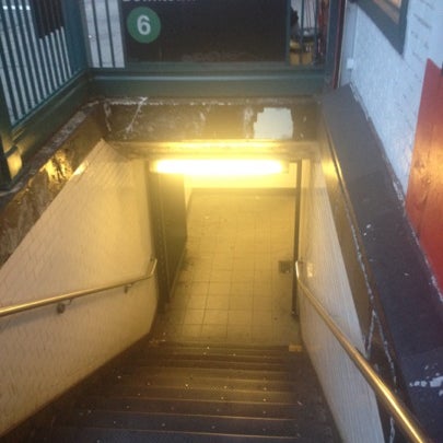 Photos at MTA Subway - 116th St (6) - East Harlem - 9 tips