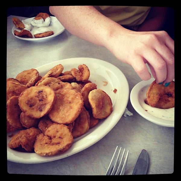 Gus' Sir Beef - American Restaurant