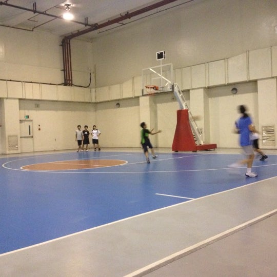 Photos at Serendra Basketball Court - Fort Bonifacio - 2 tips from 106 ...