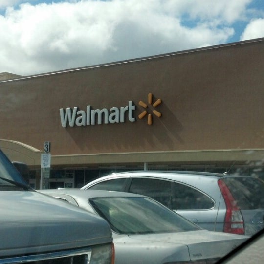 Walmart - 94-595 Kupuohi St