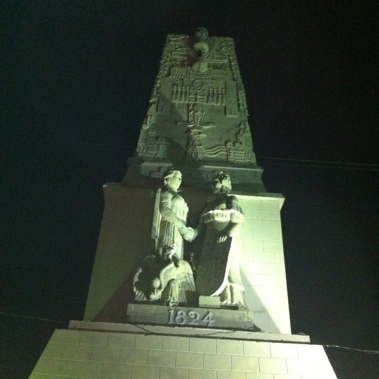 Photos at Monumento a la Bandera - Scenic Lookout in Tuxtla Gutiérrez