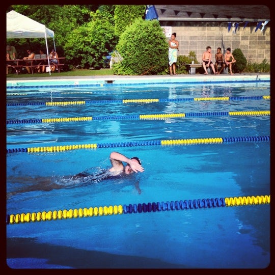 Bergenfield Swim Club - Swimming Pool in Bergenfield