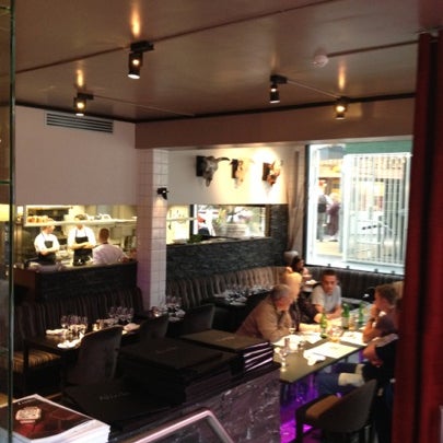 Nimb Bar 'n' Grill - Tivolis - 17 tips from 569 visitors