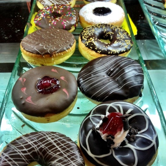 Mad Over Donuts - Donut Shop in Pune