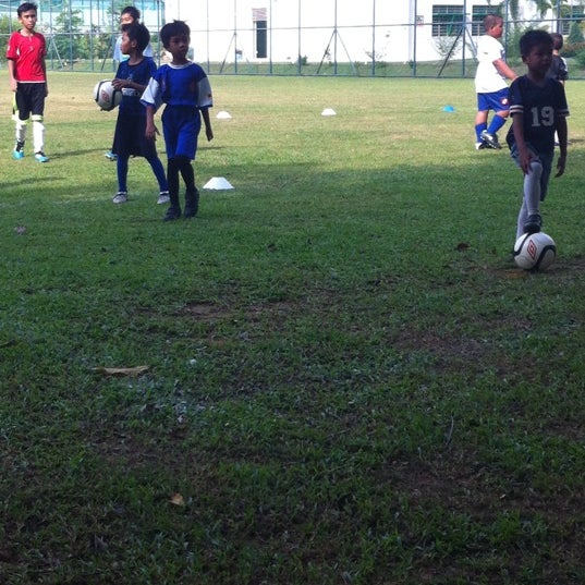 Yio Chu Kang Secondary School Football Field - Soccer Field in Ang Mo Kio