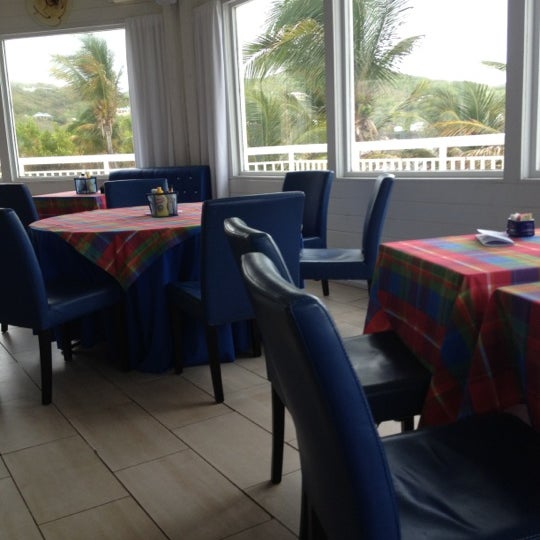 Dockside Cafe - American Restaurant