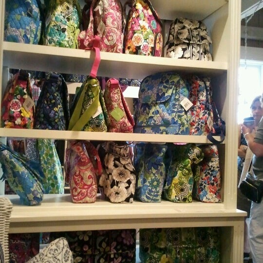 Dutch Valley Market - Grocery Store