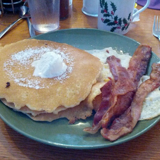 Stack'em High Pancakes - Breakfast Spot in Kitty Hawk
