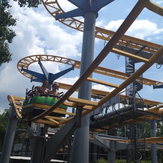Apple Zapple - Kings Dominion - Theme Park Ride / Attraction