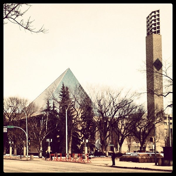 Edmonton City Hall - Downtown Edmonton - 1 Sir Winston Churchill Square