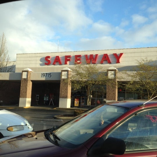 Safeway (Now Closed) - 19715 Highway 99