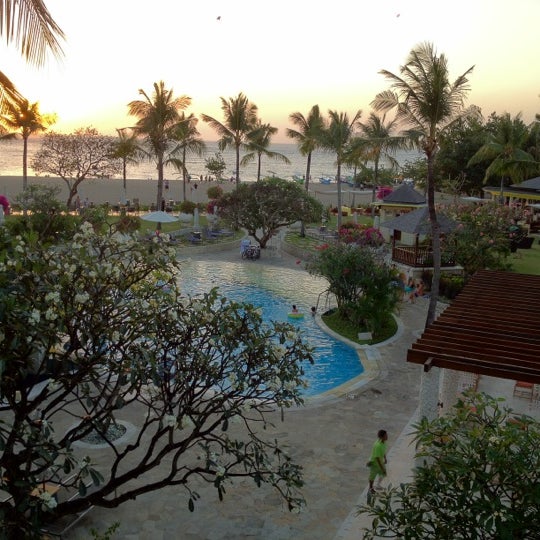 Holiday Inn Resort - 26 tips