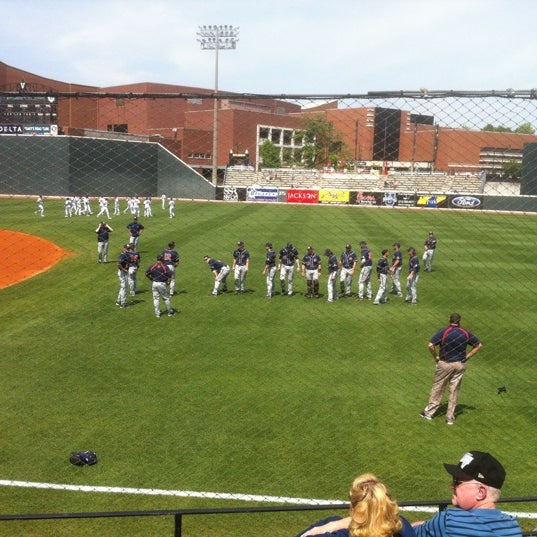 Photos at Hawkins Field - 10 tips