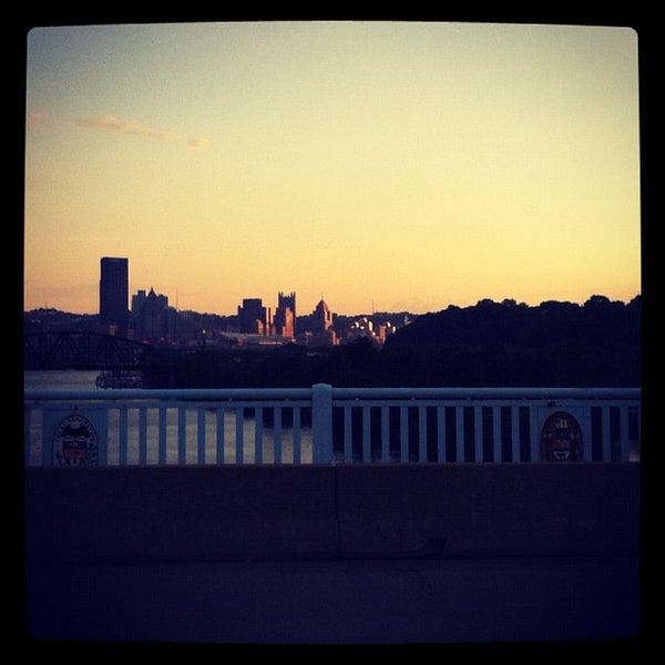 Photos at 40th St. Bridge - 4 tips