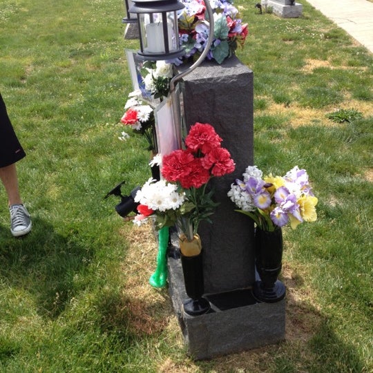 West Ridge Park - Cemetery