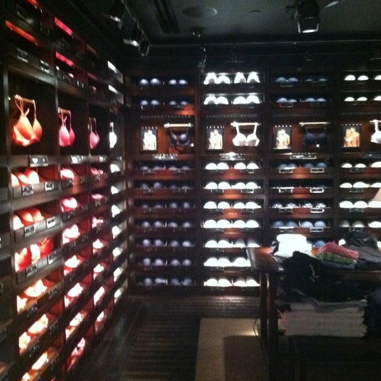 Gilly Hicks Store Interior