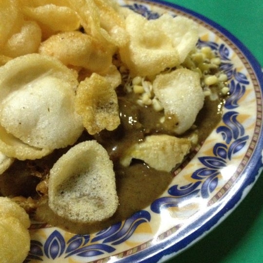 Tahu Telor Pak Jayen - Indonesian Restaurant in Surabaya