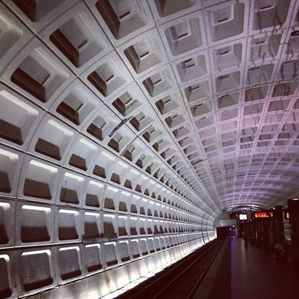 Stadium-Armory Metro Station - Hill East - 192 19th St. SE