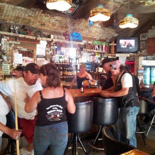 Packers Roost - 9640 U.S. 2