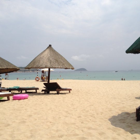Yalong Bay Beach - Beach in Sanya, Hainan