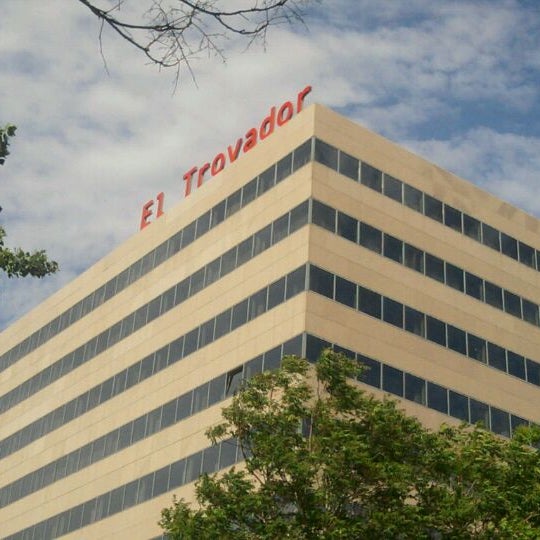 El Trovador Centro Empresarial - Business Center