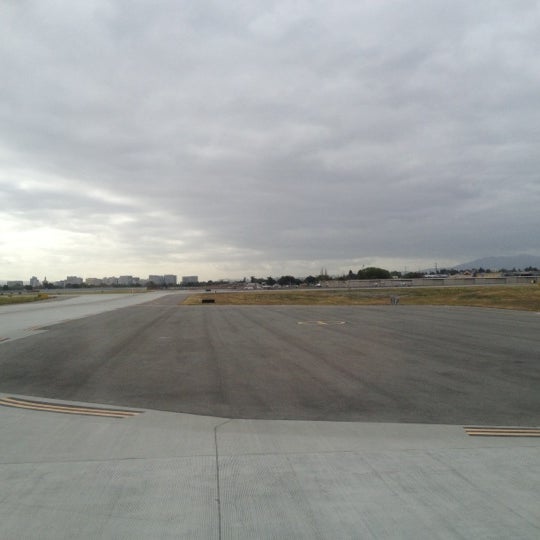 Photos at Intel Air Shuttle Santa Clara - Transportation Service in ...