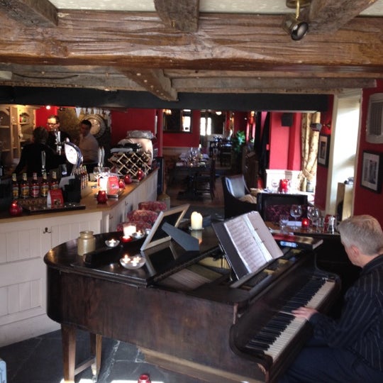 The Halfway Inn - Gastropub