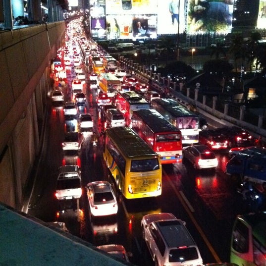 MRT3 - Guadalupe Station - Metro Station in Makati City