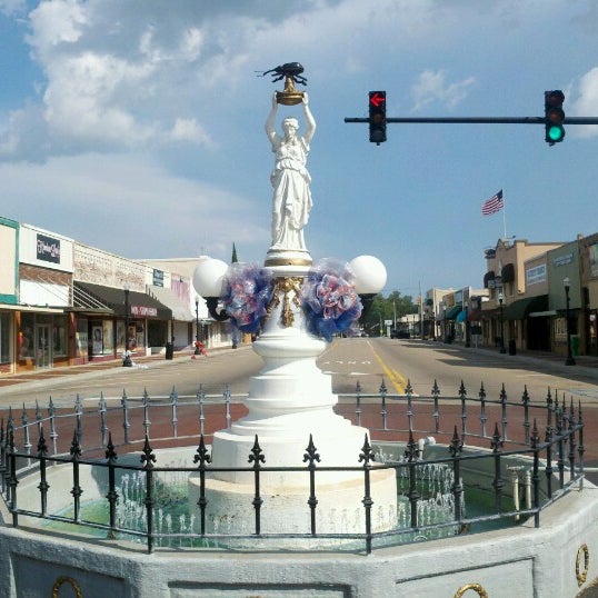 Boll Weevil Monument - Enterprise, AL