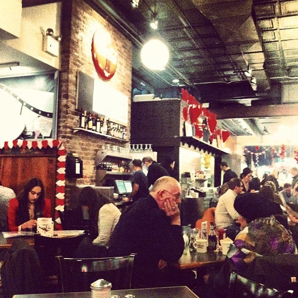 7B Horseshoe Bar aka Vazacs, Bar at New York