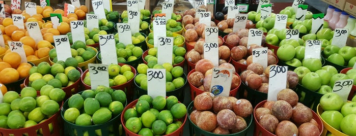 The 15 Best Places for Fresh Fruit in Milwaukee