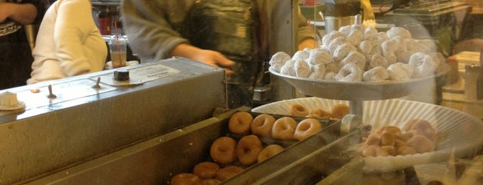 The 15 Best Places for Donuts in Seattle
