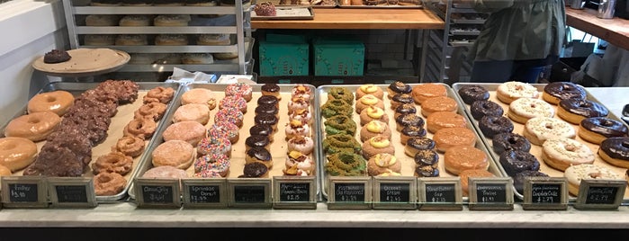 The 15 Best Places for Donuts in Chicago