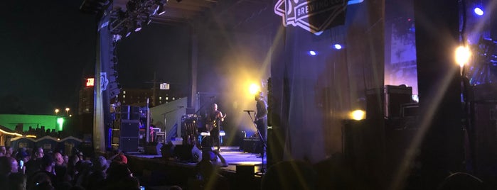 The 13 Best Places for First Fridays in Kansas City