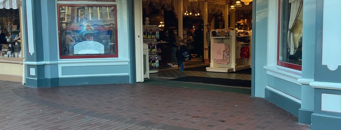 The 15 Best Gift Stores in Anaheim