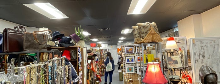 The 11 Best Antique Stores in Chicago