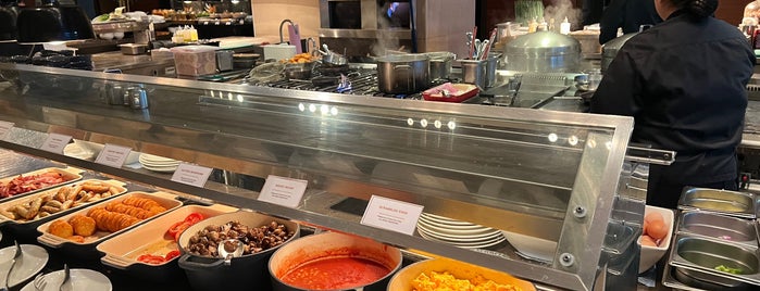 The 13 Best Places with a Buffet in Melbourne