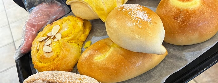 The 15 Best Authentic Places in Cleveland