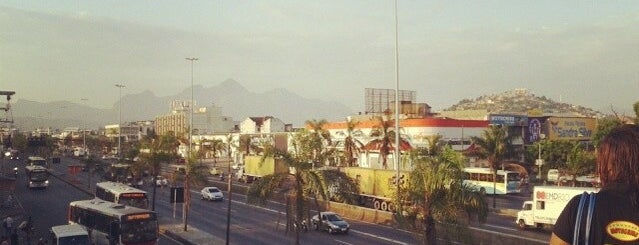 Passarelas da Av. Brasil