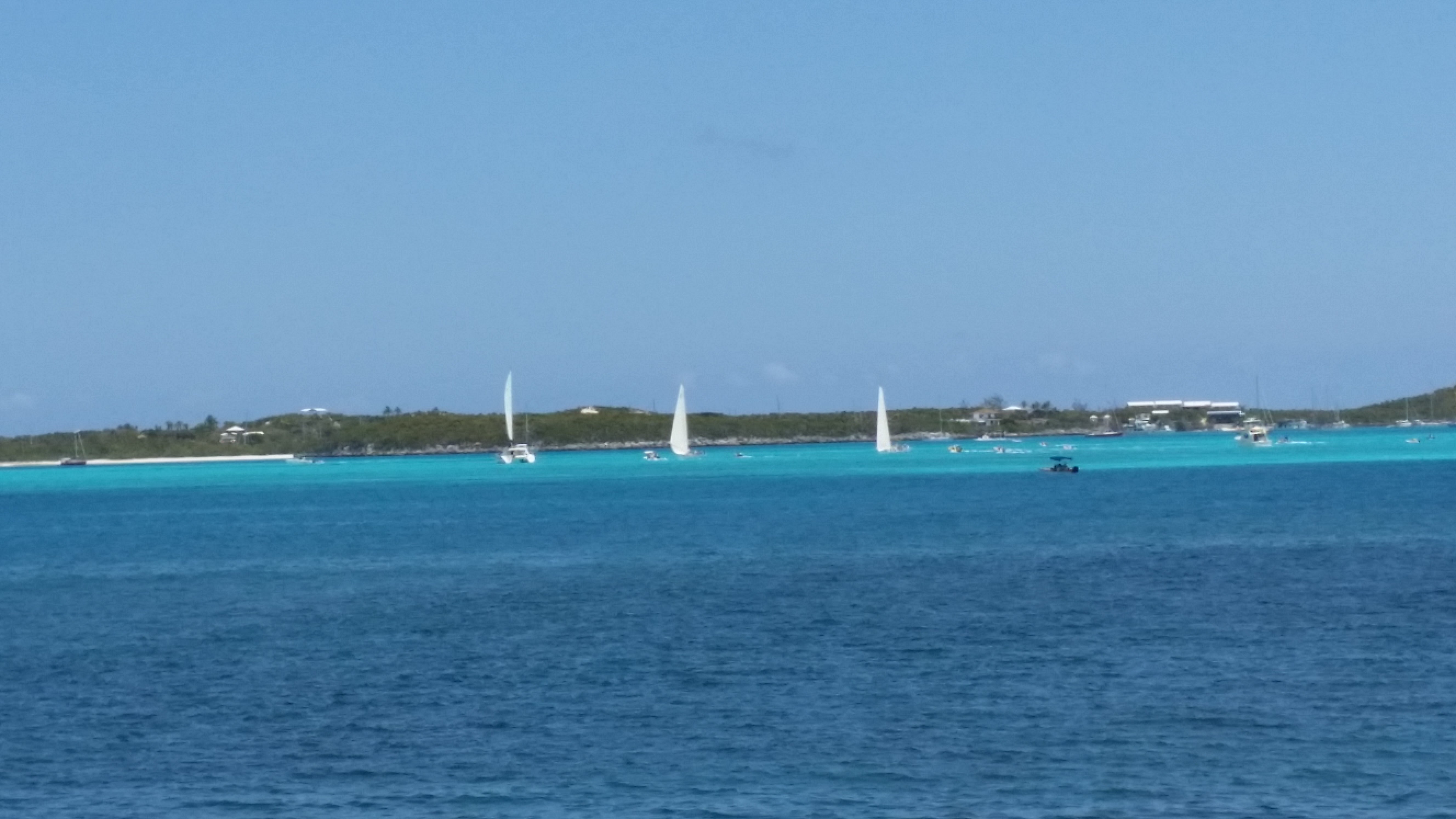 Exuma International Airport (GGT) - Queen's Highway - Moss Town