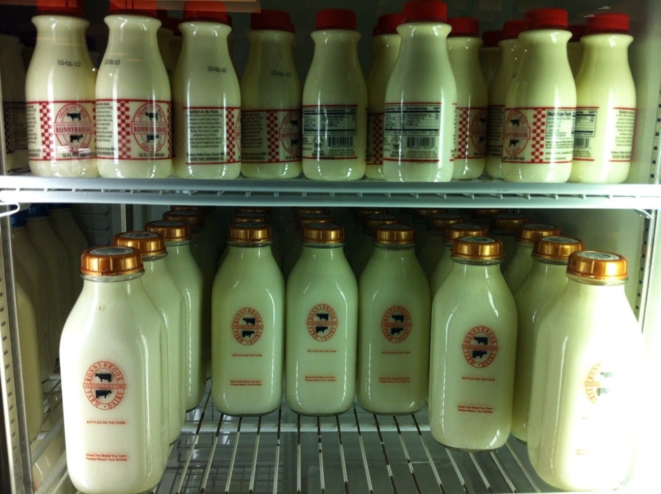 Ronnybrook Farm Dairy Milk Bar - 75 9th Ave - New York