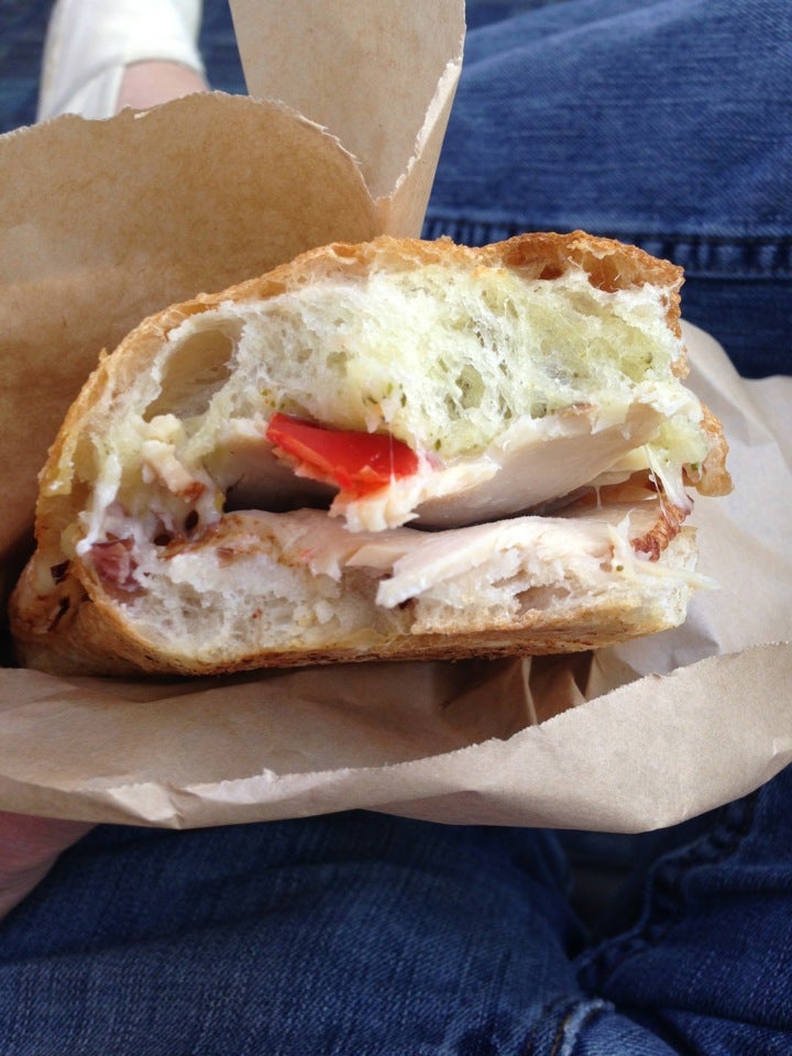 Guava & Java - SFO Terminal 1, Boarding Area C - San Francisco