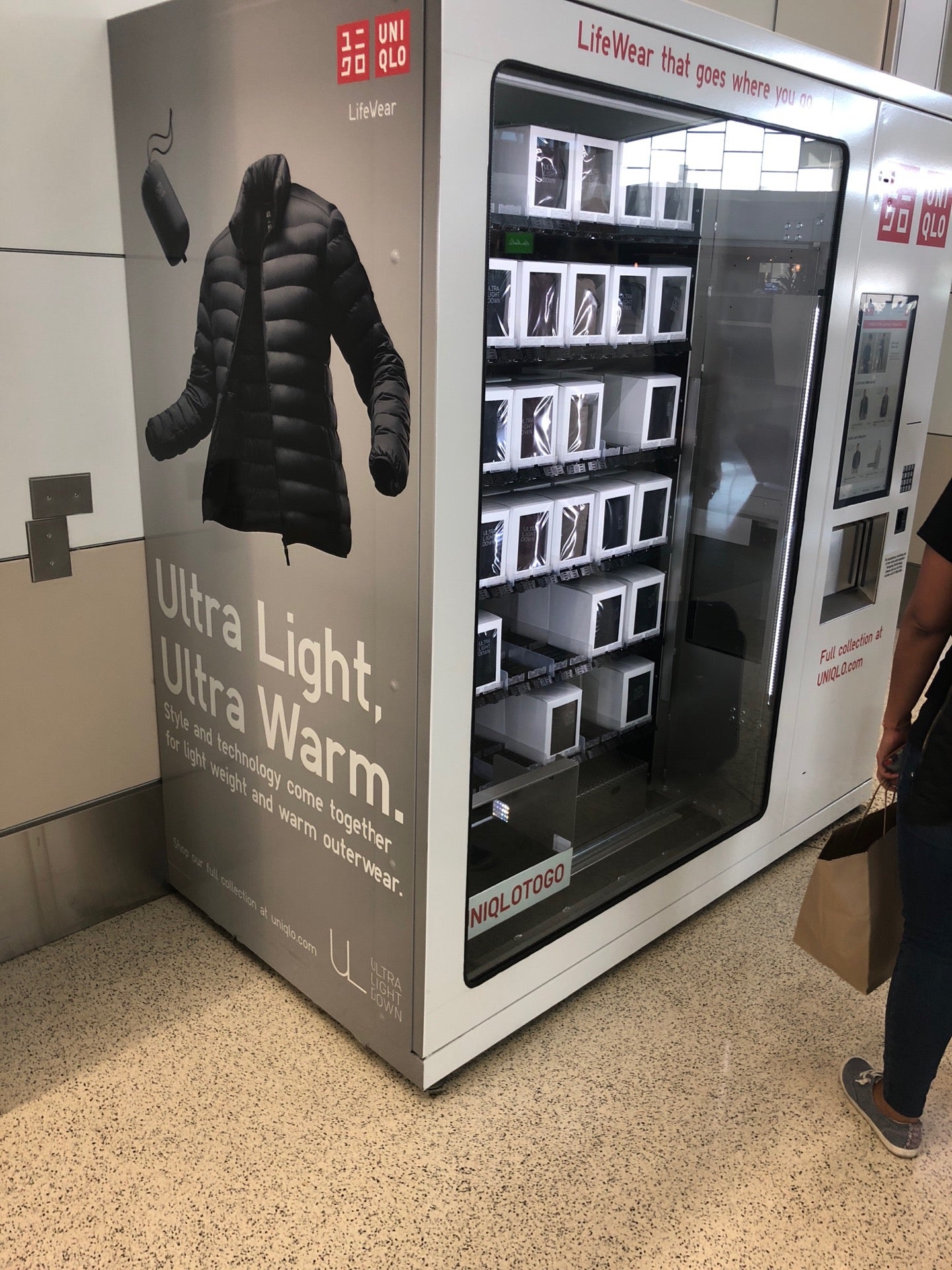 Uniqlo Vending Machine at SFO
