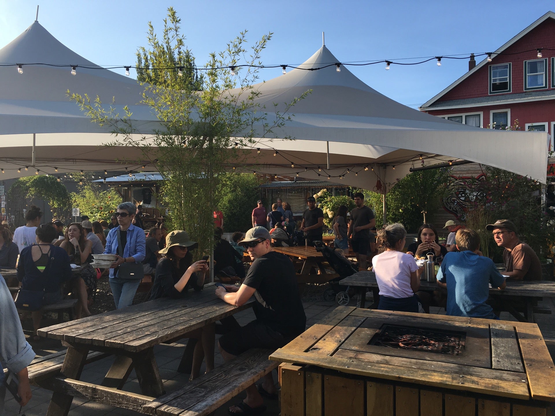 Cartopia - 1200 SE Hawthorne Blvd. - Portland